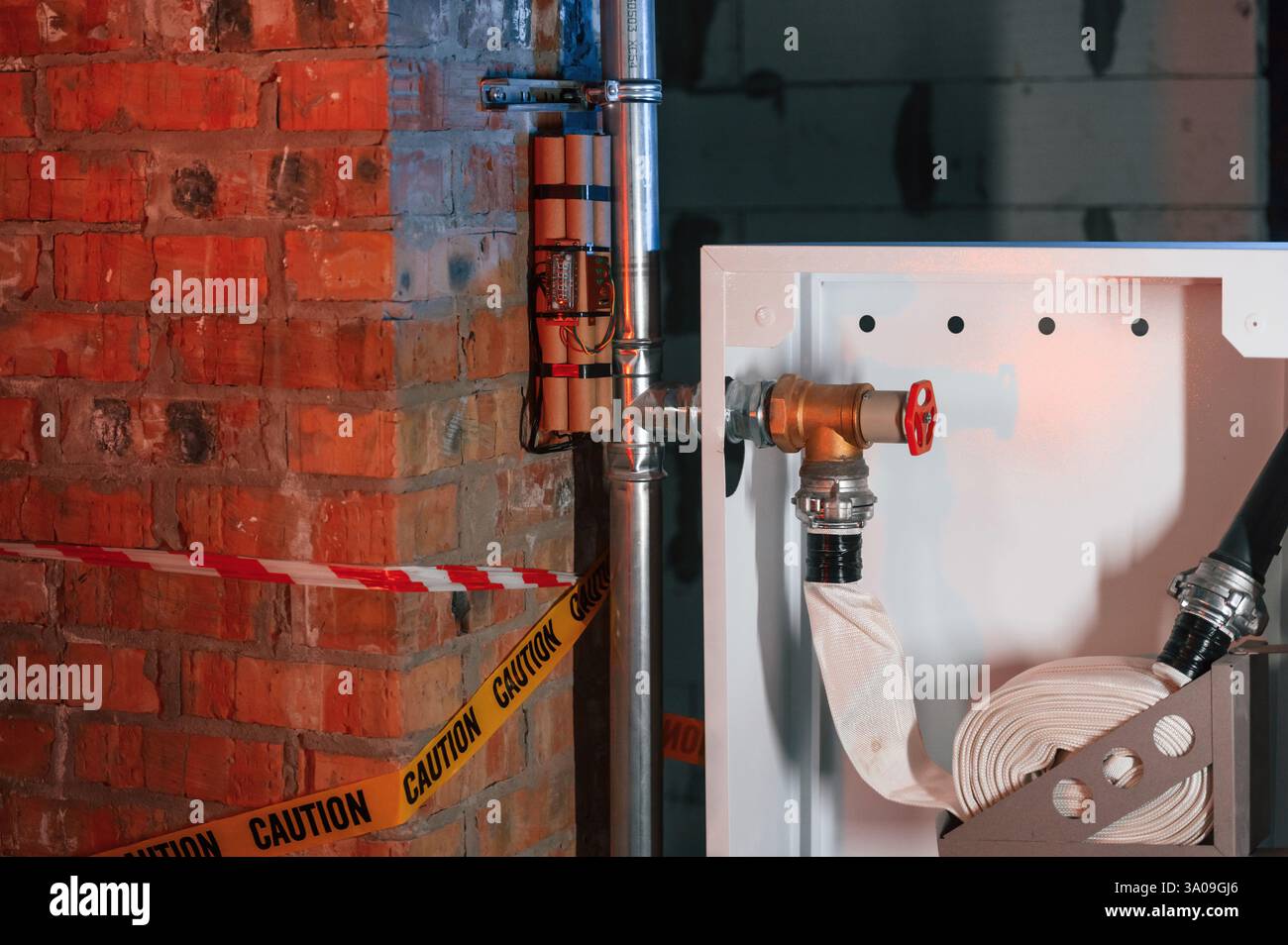 Bomb is planted near fire hose. Explosive is indoors. Police ...