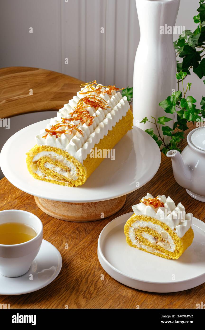 Meringue roll cake mascarpone hi-res stock photography and images - Alamy