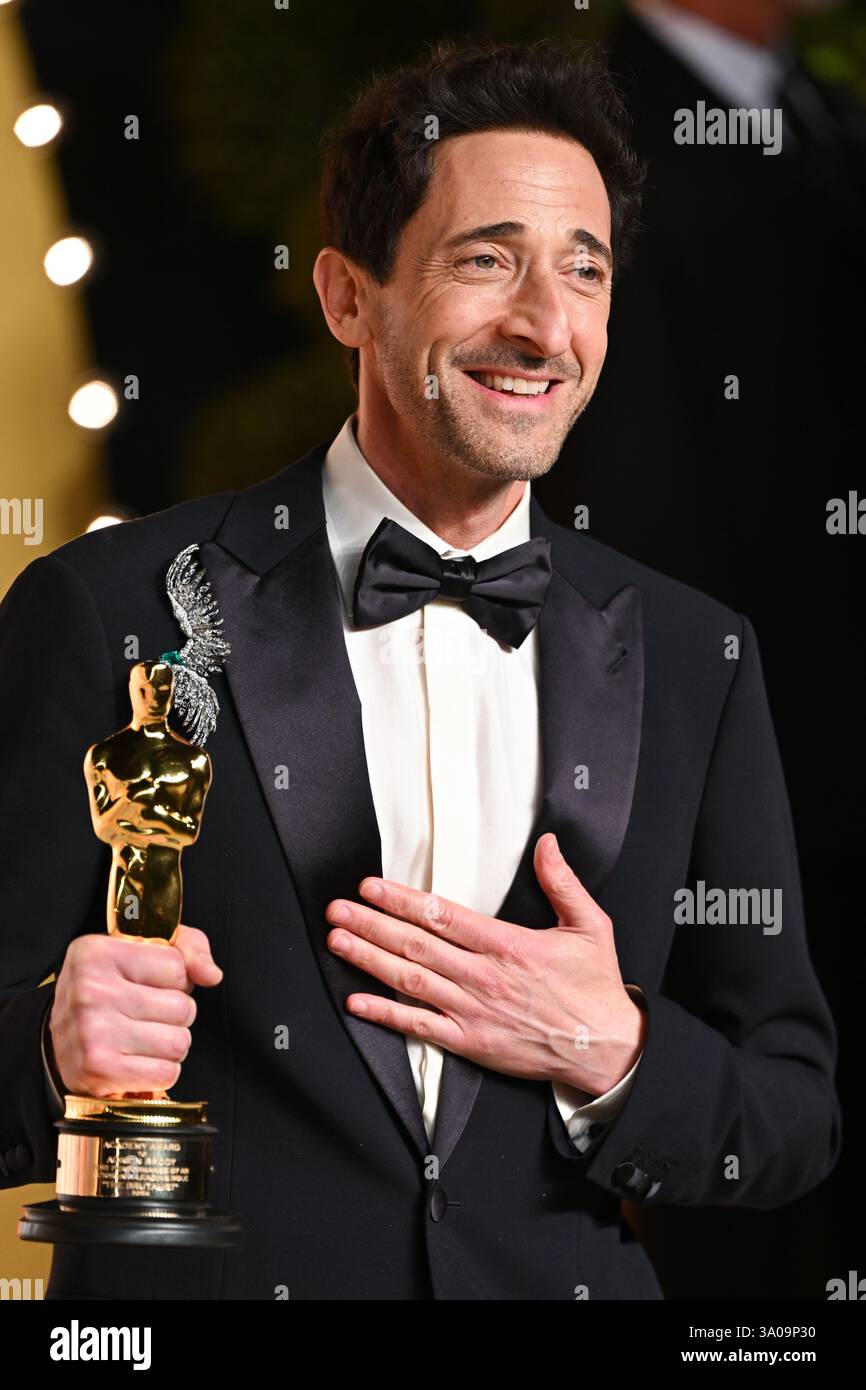 Los Angeles, USA. March 2nd, 2025. Adrian Brody arriving at the Vanity ...