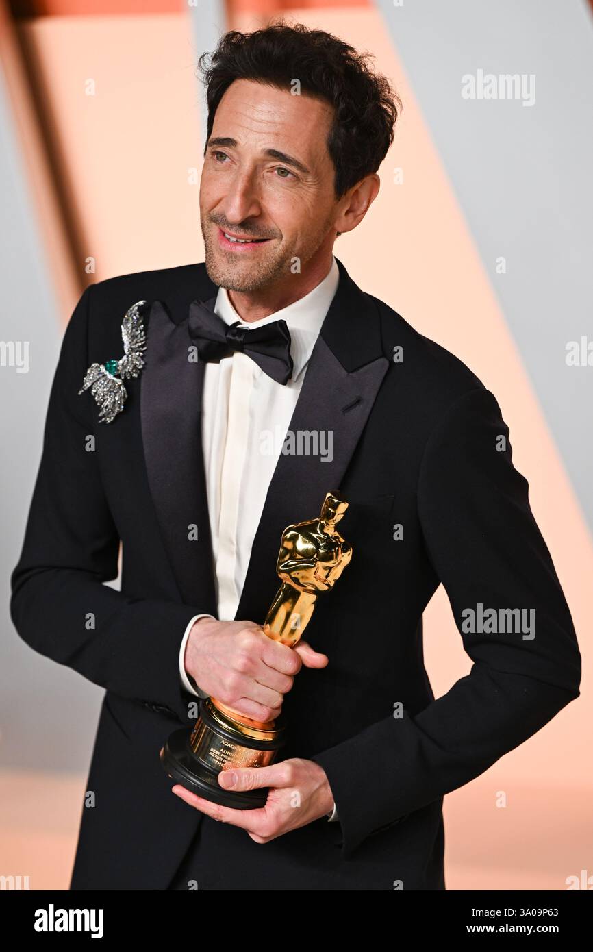 Los Angeles, USA. March 2nd, 2025. Adrian Brody arriving at the Vanity ...