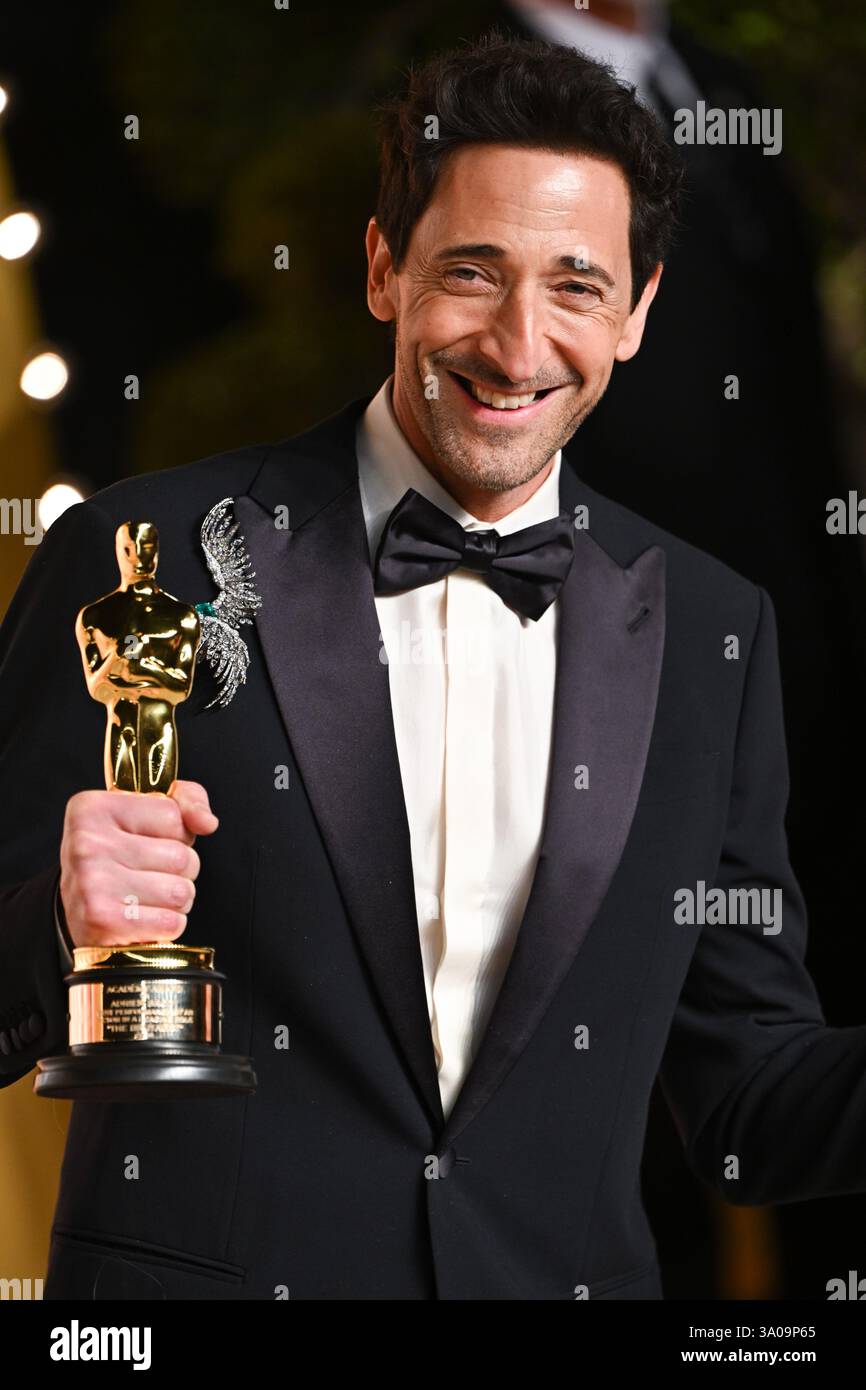 Los Angeles, USA. March 2nd, 2025. Adrian Brody arriving at the Vanity ...