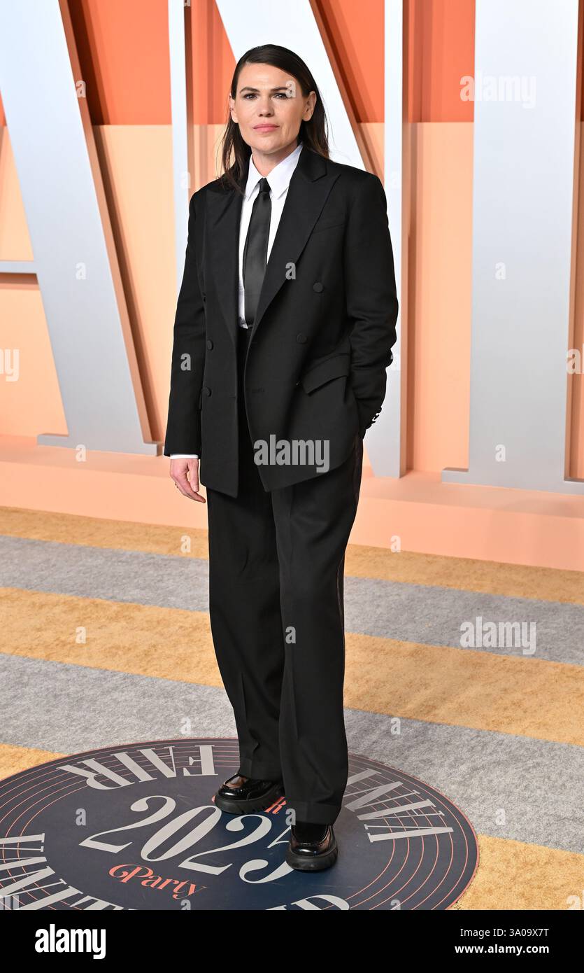 Beverly Hills, USA. 02nd Mar, 2025. Clea DuVall arriving at the Vanity ...