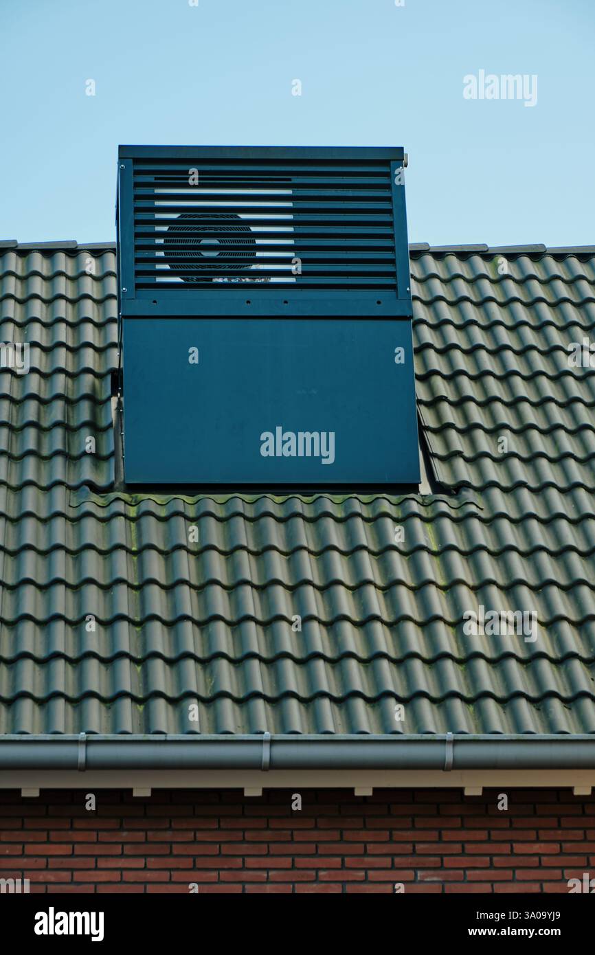 A modern, energy-efficient house in Assen, Netherlands, featuring ...