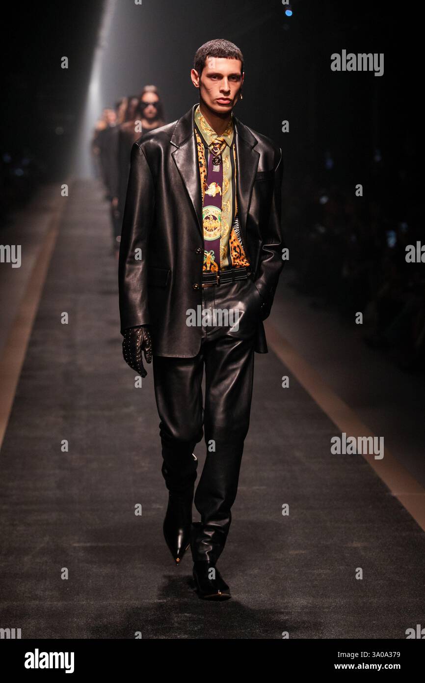 Milano Fashion Week - Women F/W 25-26 Versace fashion show Catwalk Milan, Italy. 28th Feb, 2025 ...
