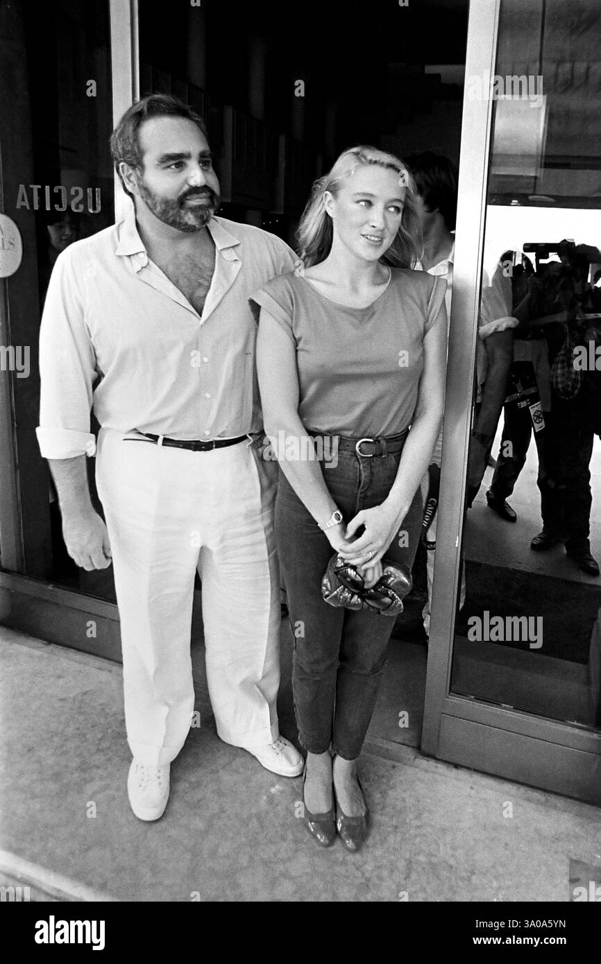 Angelo bianco e bianco hi-res stock photography and images - Alamy