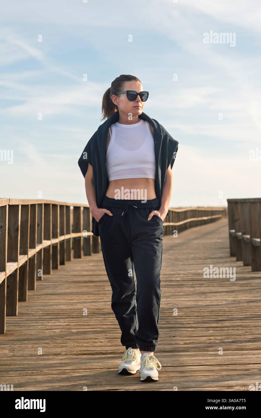 Sporty tracksuit hi-res stock photography and images - Alamy