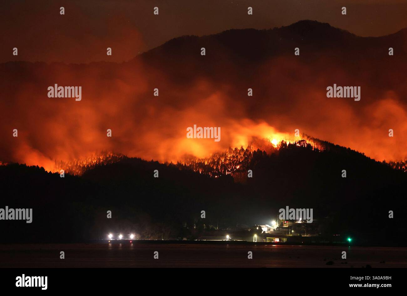 The forest fire that broke out on the 26th continues to spread and ...
