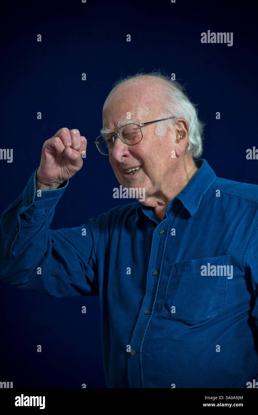 Acclaimed British theoretical physicist and the man who discovered the ...
