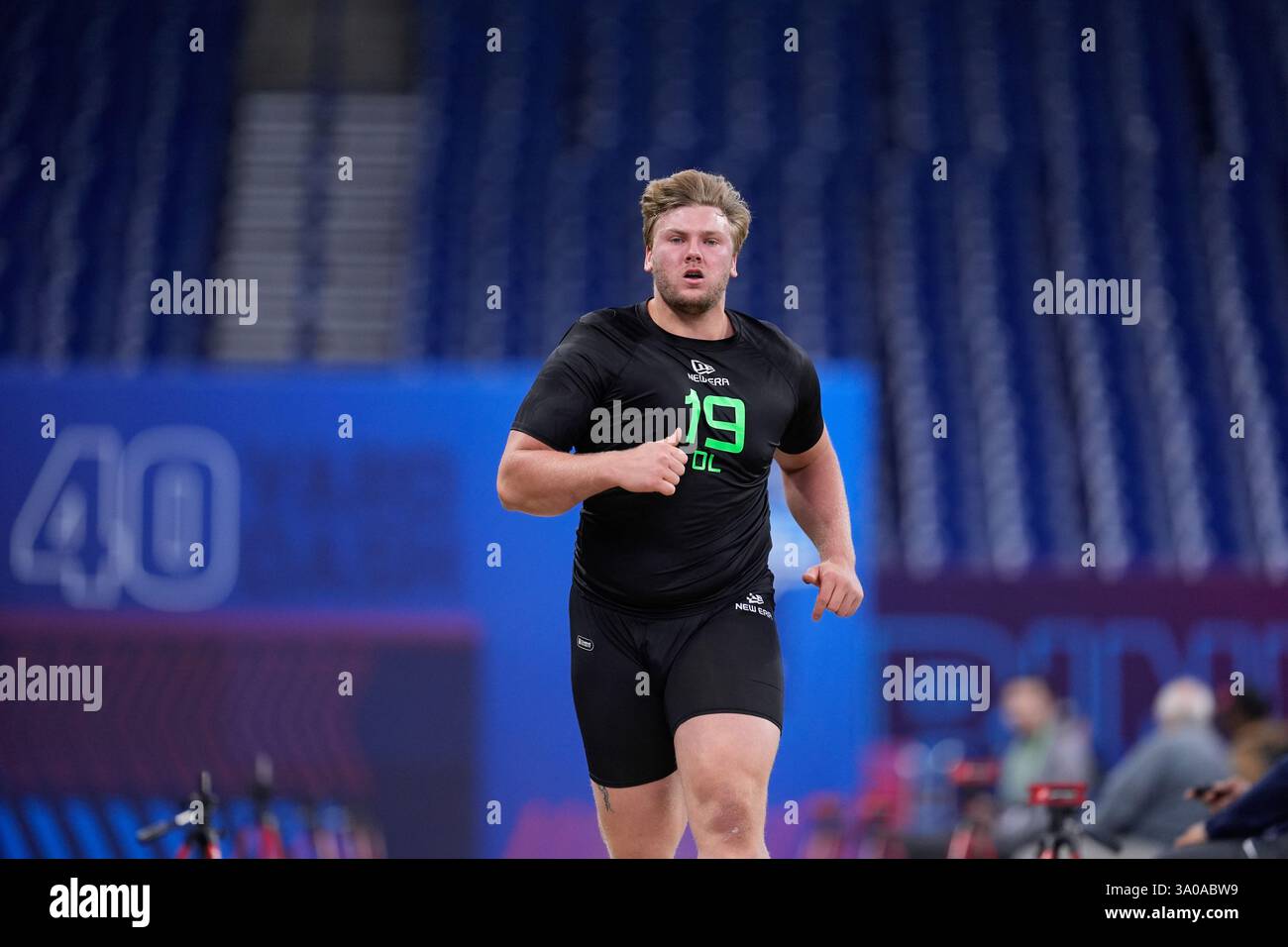 Wisconsin offensive lineman Joe Huber runs the 40-yard dash at the NFL ...