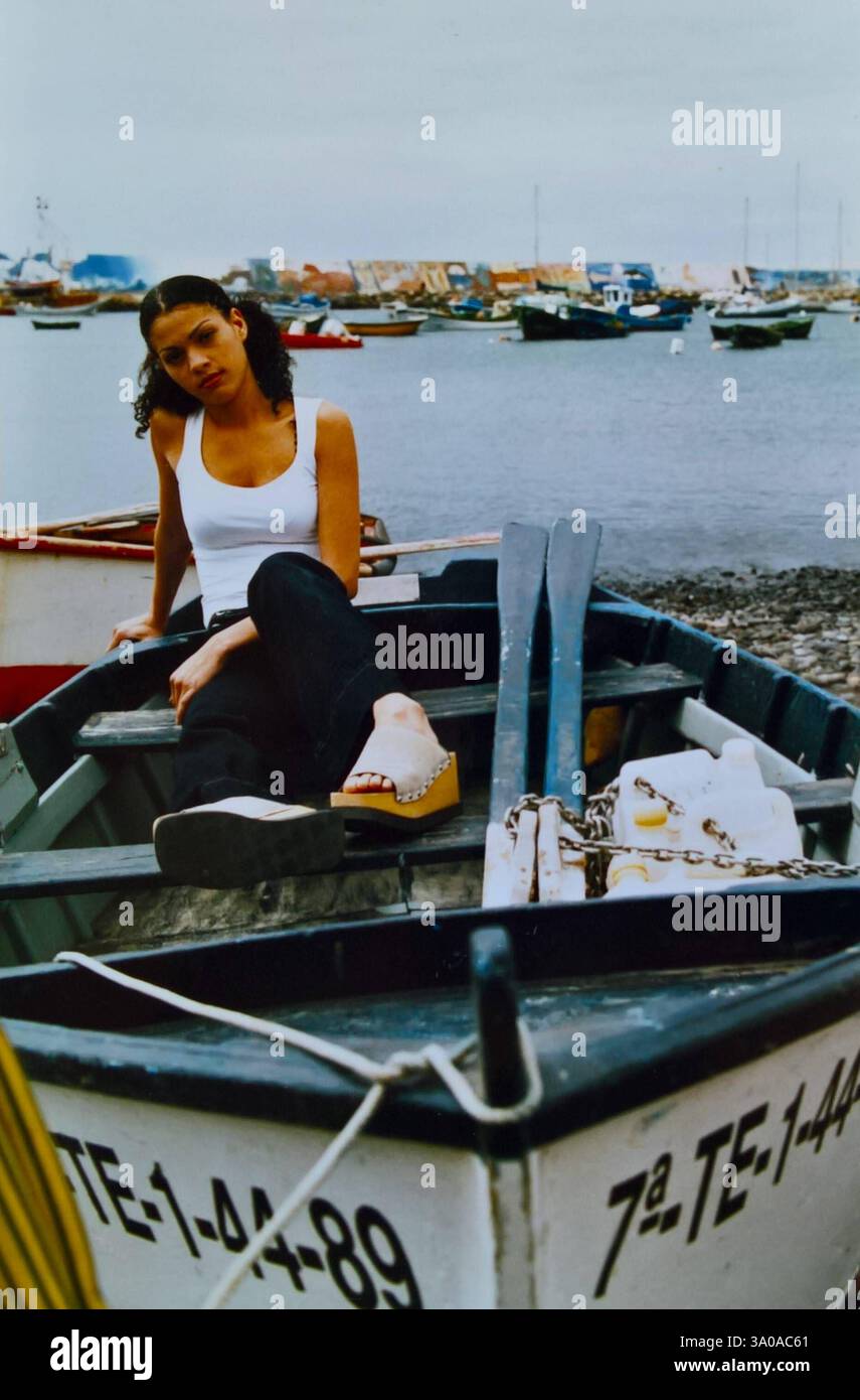 RECORD DATE NOT STATED. Analoge Mode- und Fashion-Fotografie, 1990er ...