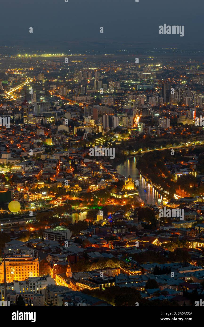 Night view metekhi bridge overview hi-res stock photography and images ...