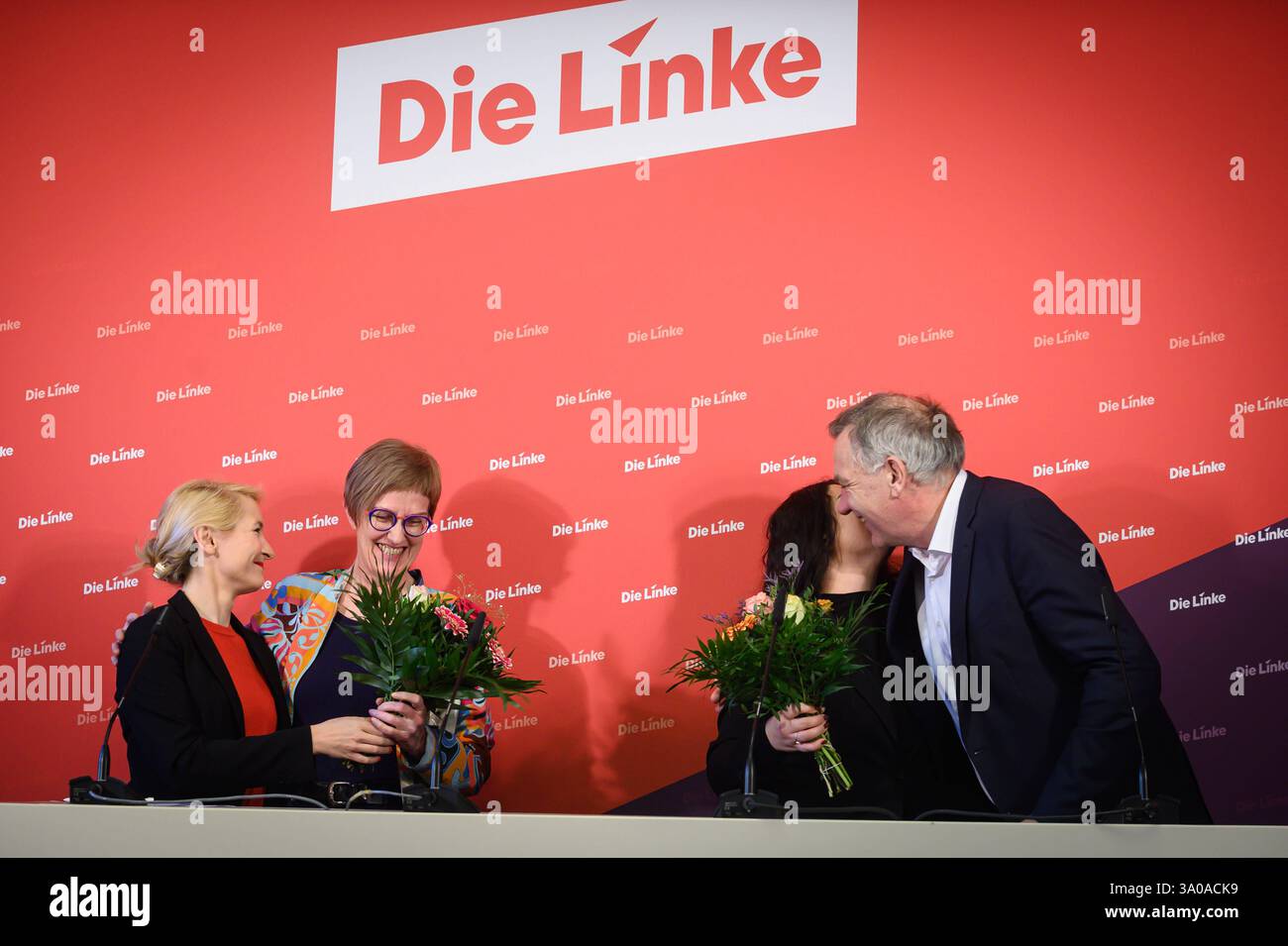 Berlin, Pressekonferenz von DIE LINKE nach der Hamburgwahl Ines ...