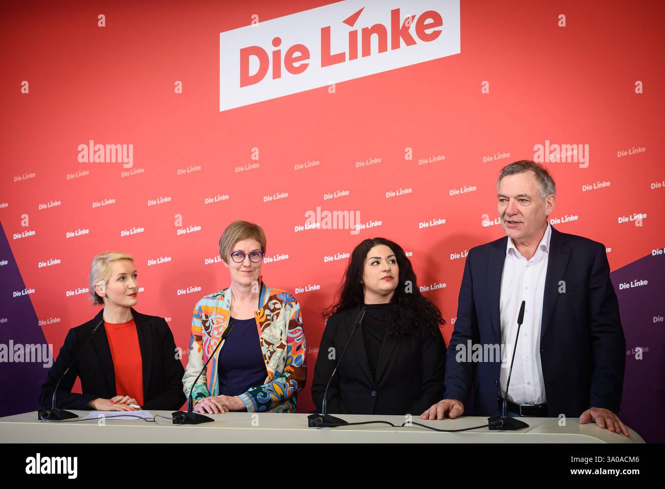 Berlin, Pressekonferenz von DIE LINKE nach der Hamburgwahl Ines ...