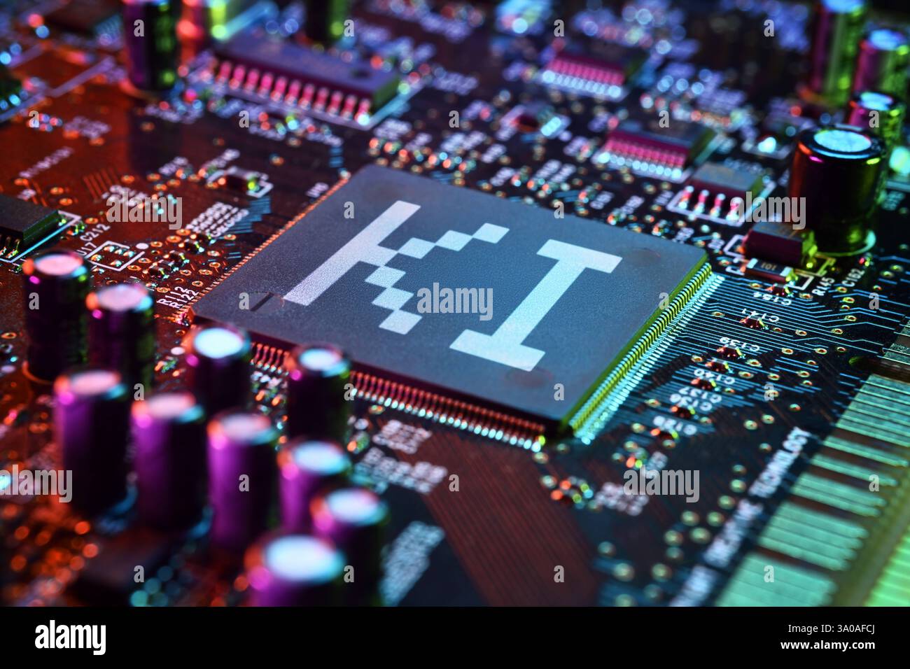 FOTOMONTAGE, Computerchip mit Aufschrift KI *** FOTOMONTAGE, computer ...