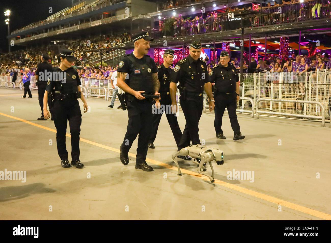 The Police robot dog integrated into the Smart Sampa Security system of ...
