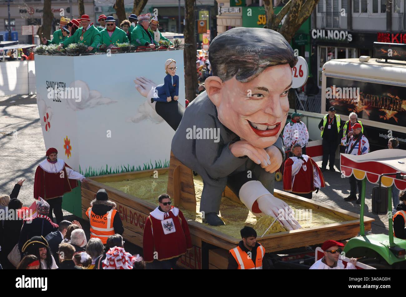Cologne, Germany. 03rd Mar, 2025. The "Sandbox love - Elon and Alice on ...