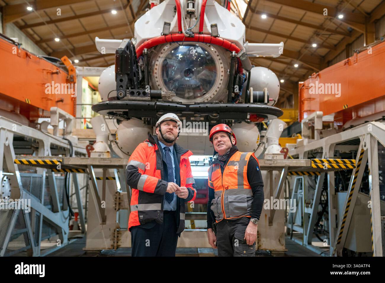 The Scottish Secretary Ian Murray (left) with Head of Operations ...