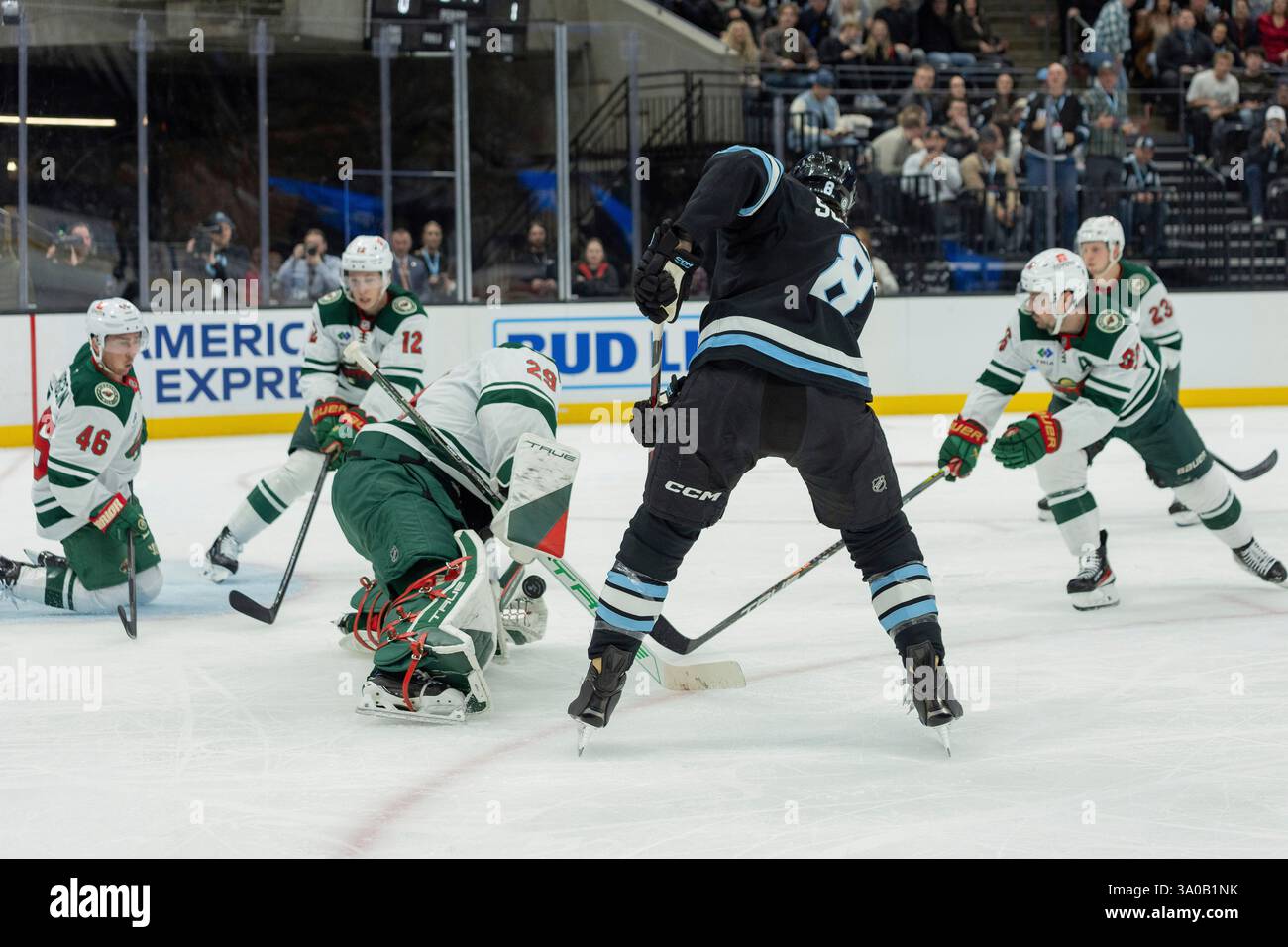 Minnesota Wild goalie Marc-Andre Fleury (29) stops the puck against ...