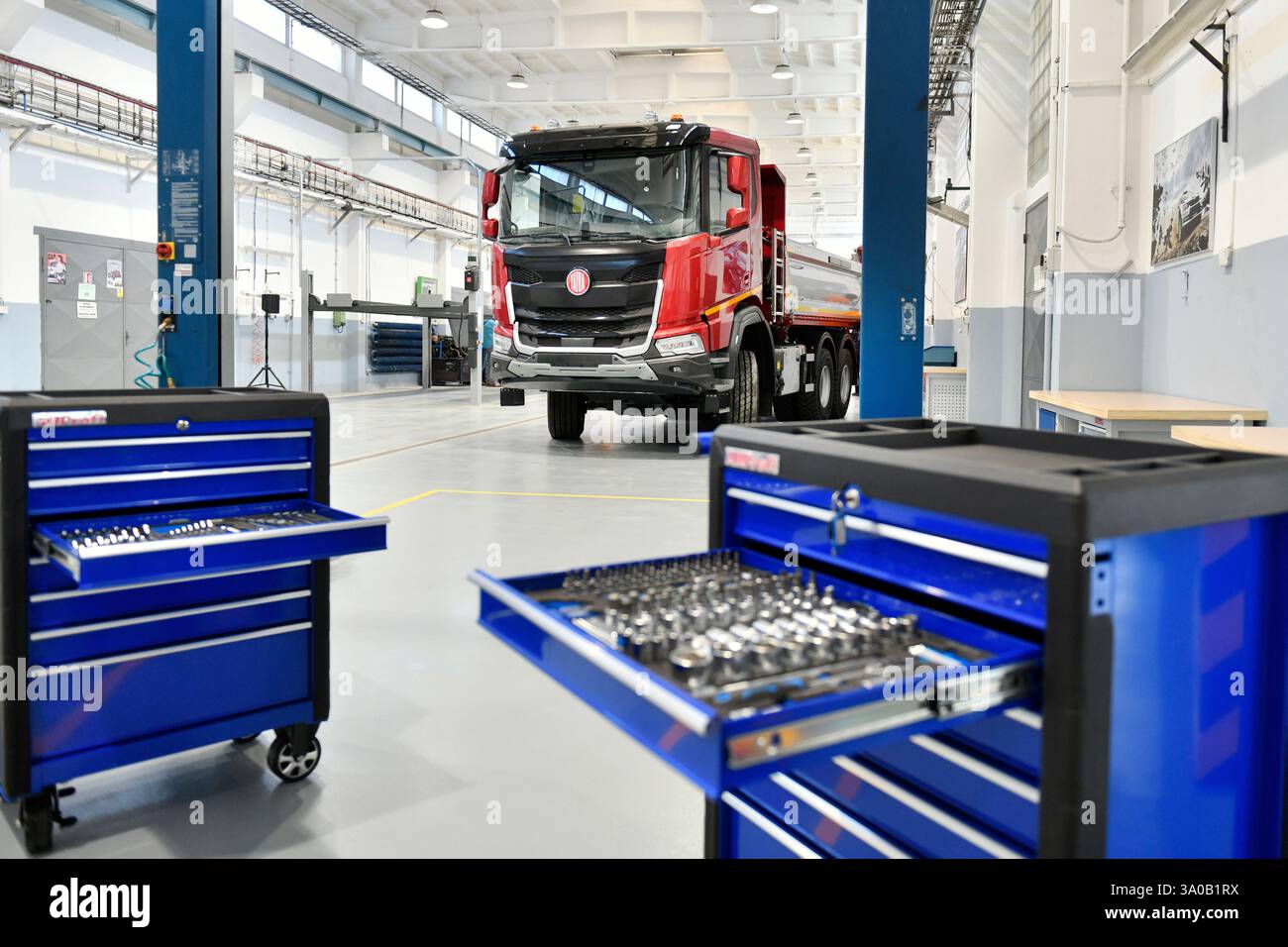 New training hall for truck repairs with a giant assembly pit at the ...