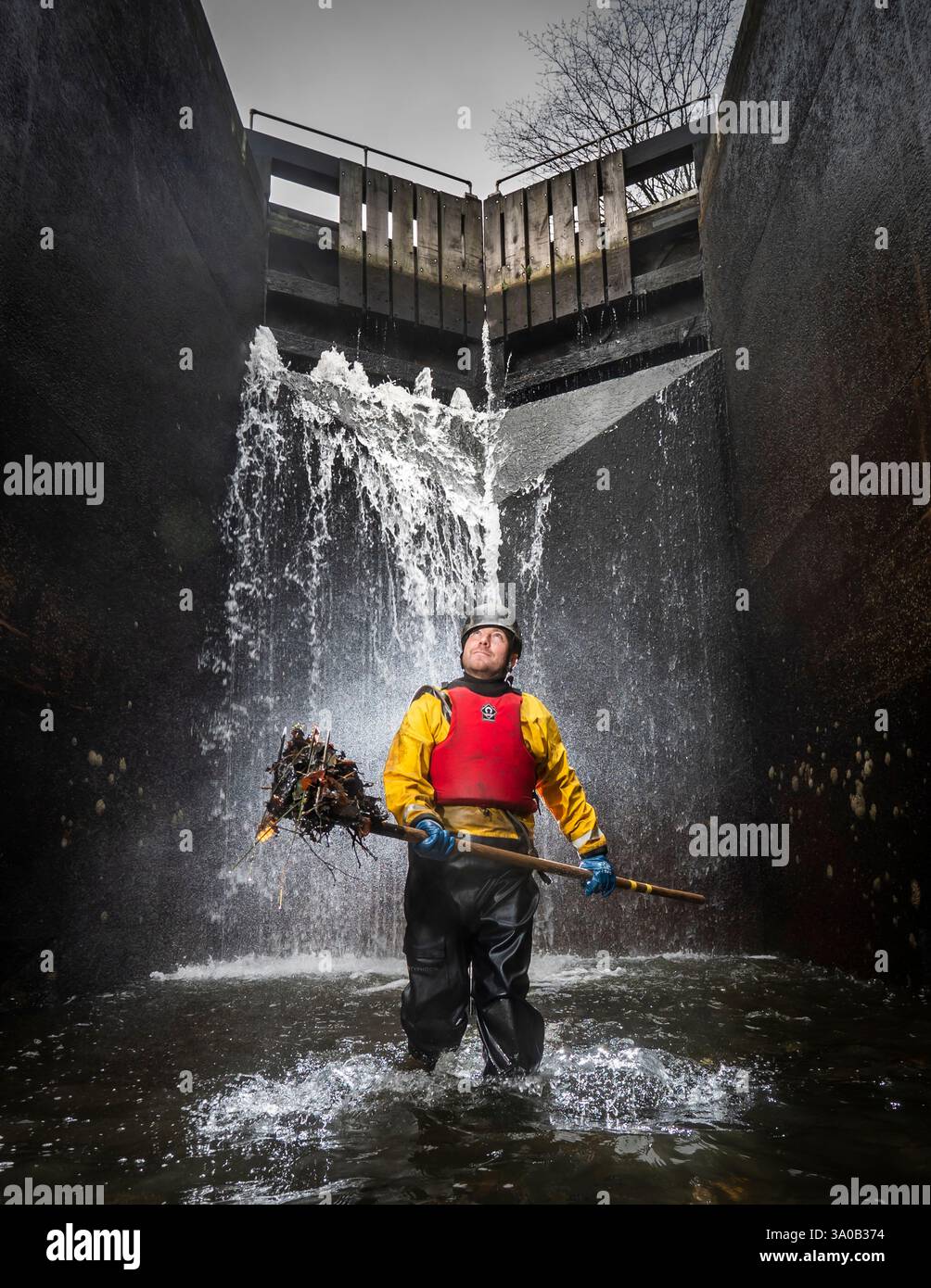Canal & River Trust volunteer leader Matt Crowley giving the UK's ...