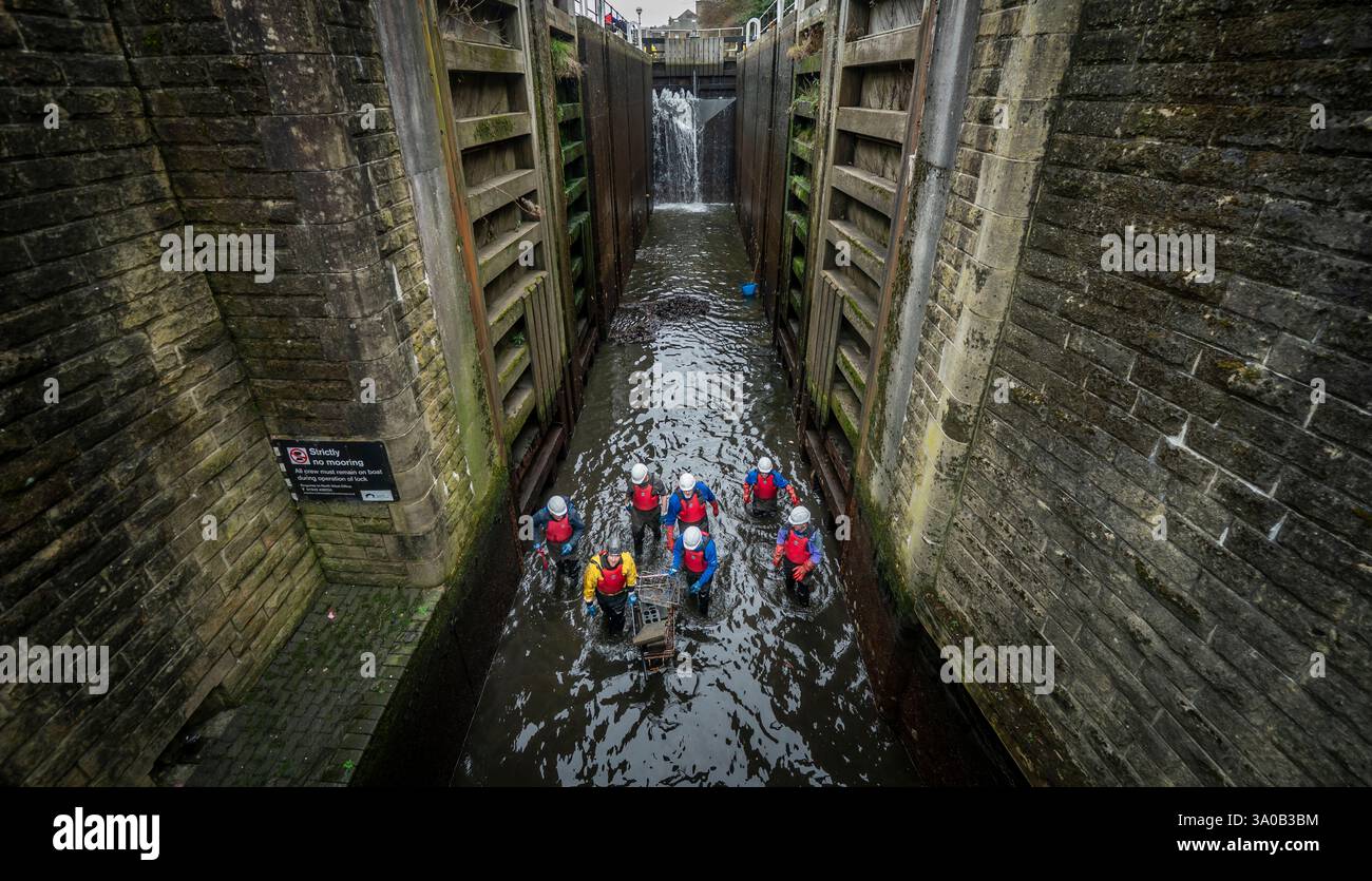 Canal & River Trust volunteers giving the UK's deepest single lock ...