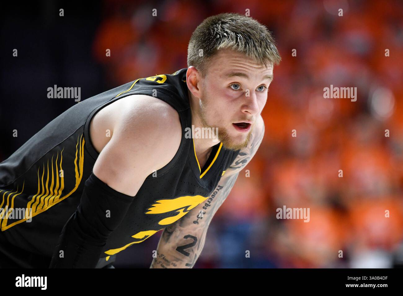 CHAMPAIGN, IL - FEBRUARY 25: Iowa Hawkeyes Guard Brock Harding (2 ...