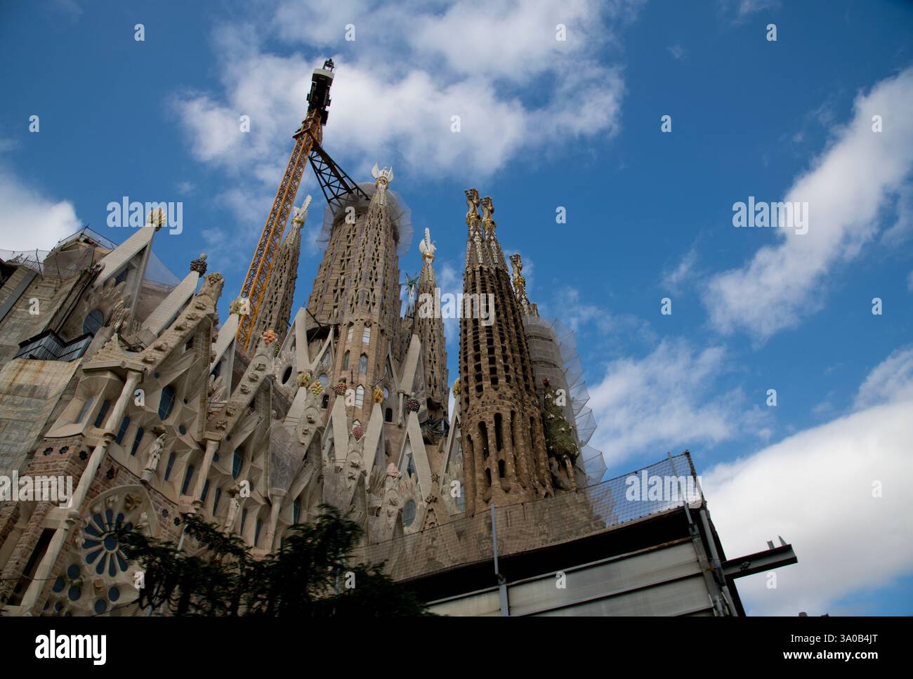 Barcelona,Catalonia,Spain,Architecture,Buildings,Gaudi Buildings,Street ...