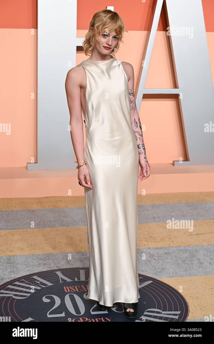 Los Angeles, USA. March 2nd, 2025. Esther Rose McGregor arriving at the ...