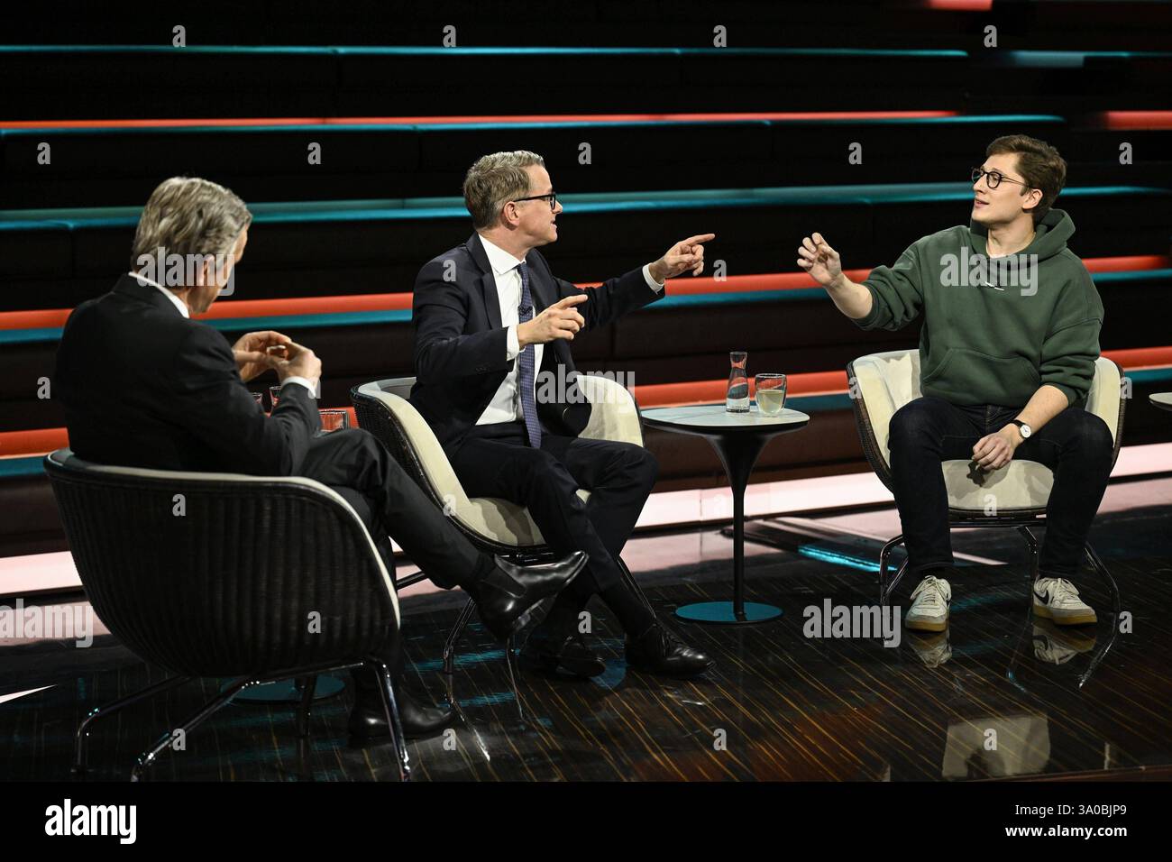 Talkrunde bei Markus Lanz , ZDF 02/25 her Markus Lanz, Carsten ...