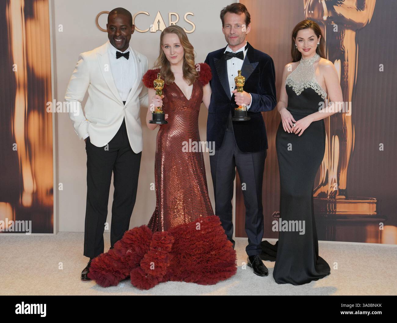 Los Angeles, USA. 02nd Mar, 2025. Victoria Warmerdam and Trent, winners ...