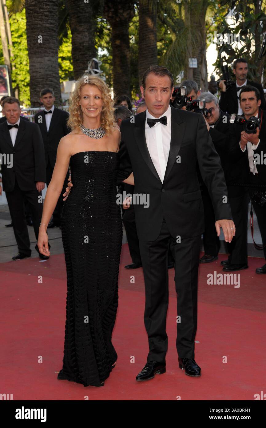 ALEXANDRA LAMY & JEAN DUJARDIN.'The Artist' premiere at the Palais des ...