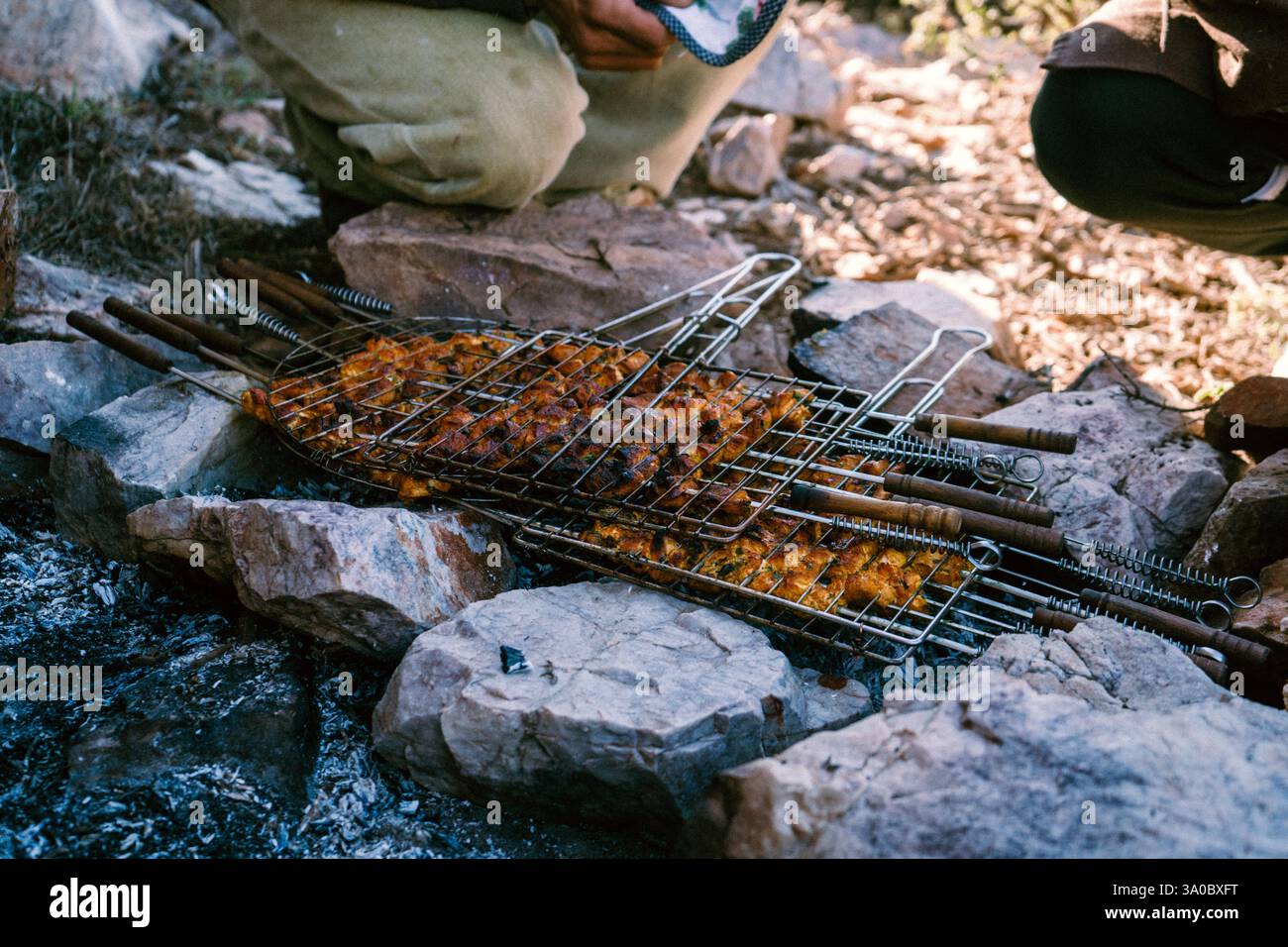 Authentic Outdoor Cooking in the Moroccan Mountains – Tafraoute ...