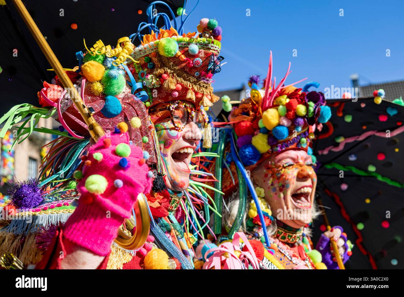 Dusseldorf, Germany. 3 March 2025. Carnival parade on Rosenmontag (Rose ...