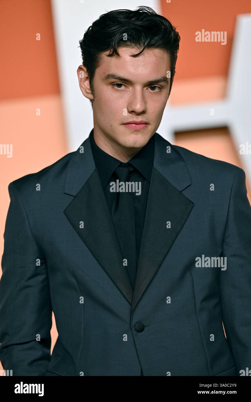 Louis Partridge arrives for the Vanity Fair Oscar Party at the Wallis ...