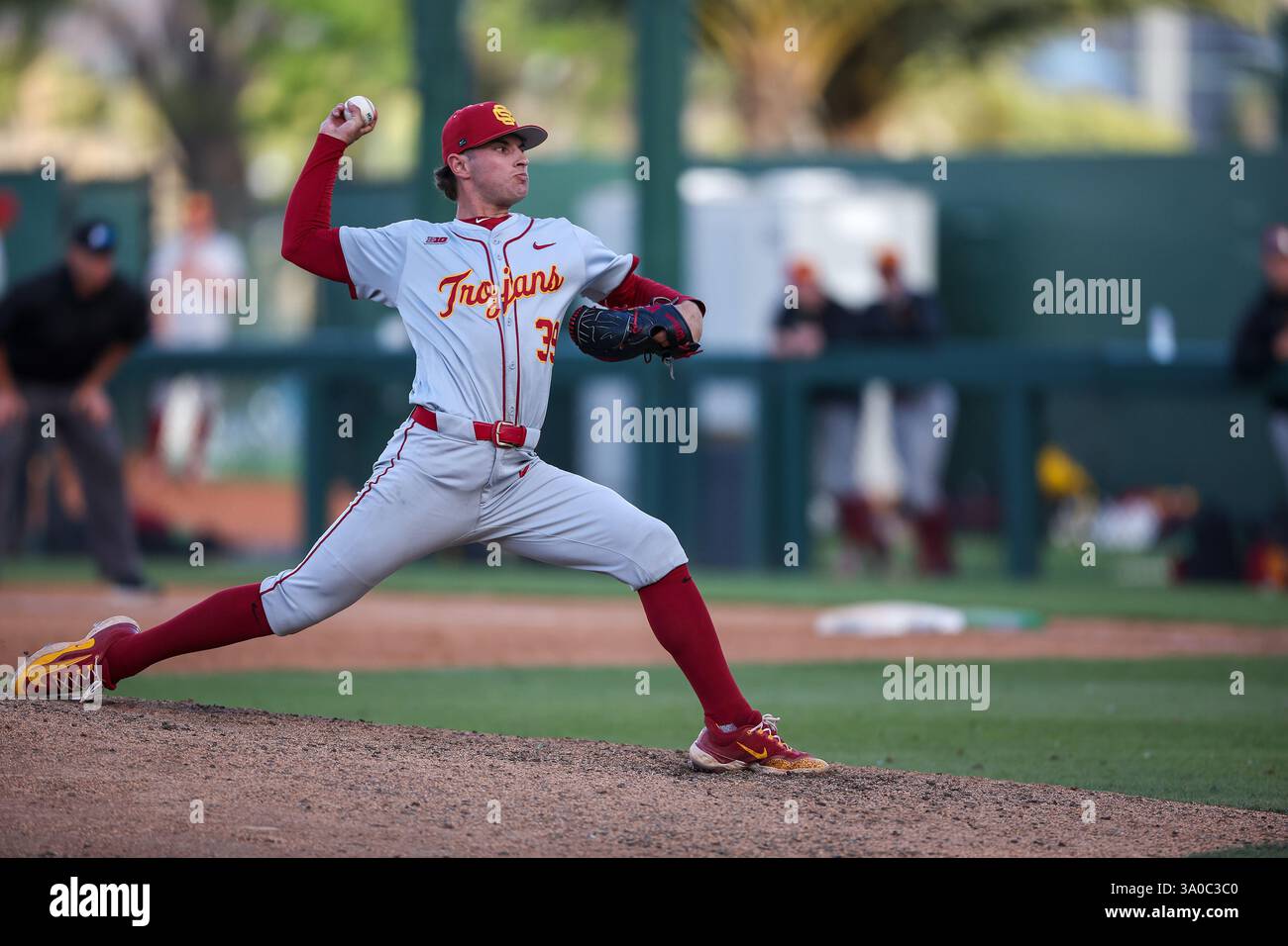 March 2, 2025: USCâ€™s Sax Matson (39) delivers a pitch during an NCAA ...