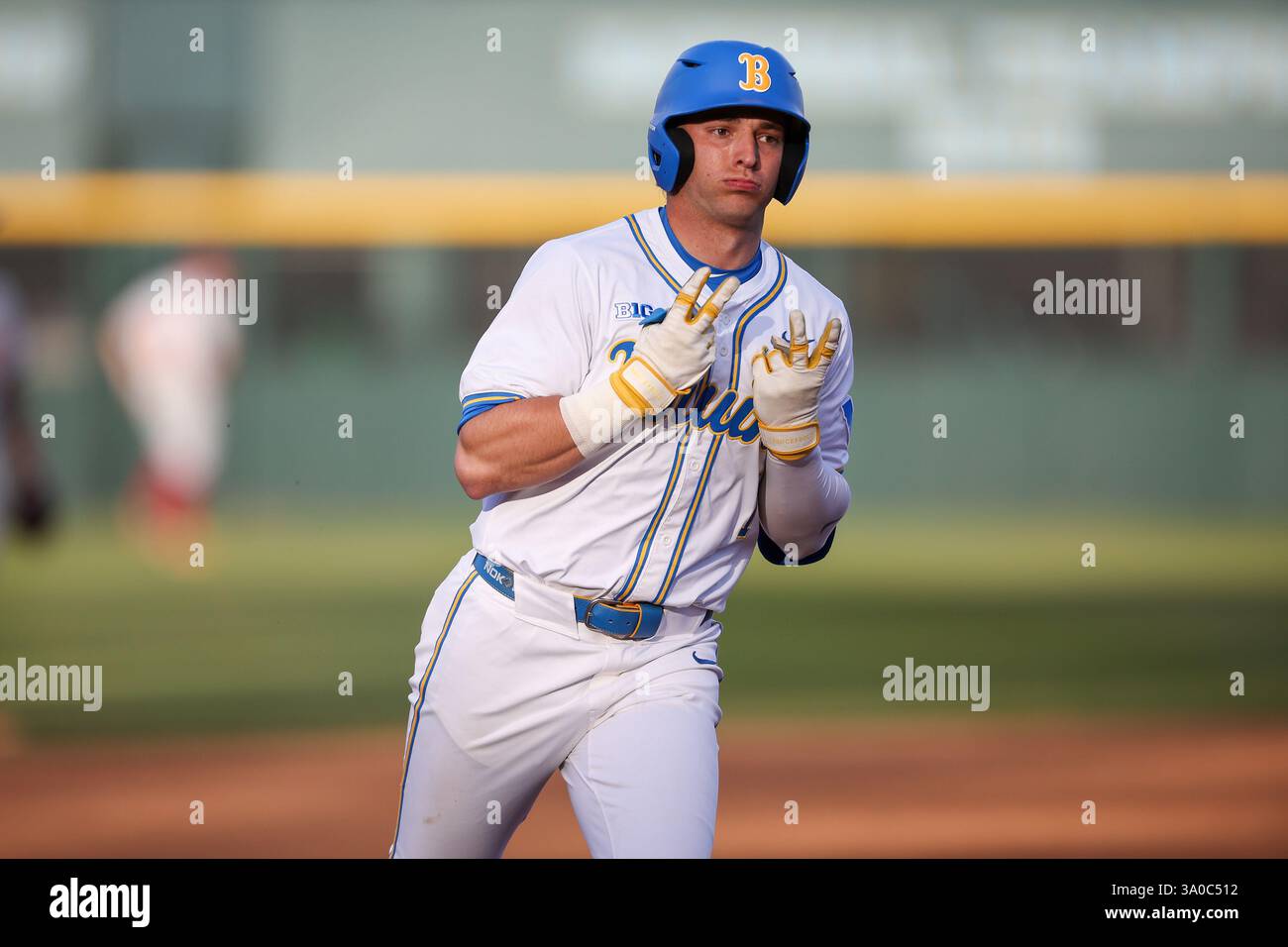Los Angeles, USA. 2nd Mar, 2025. UCLA's Roch Cholowsky (1) trots around ...