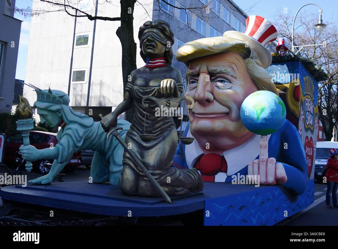Rosenmontagszug in Köln, Karneval 03.03.2025 , Karneval wagen , Donald ...