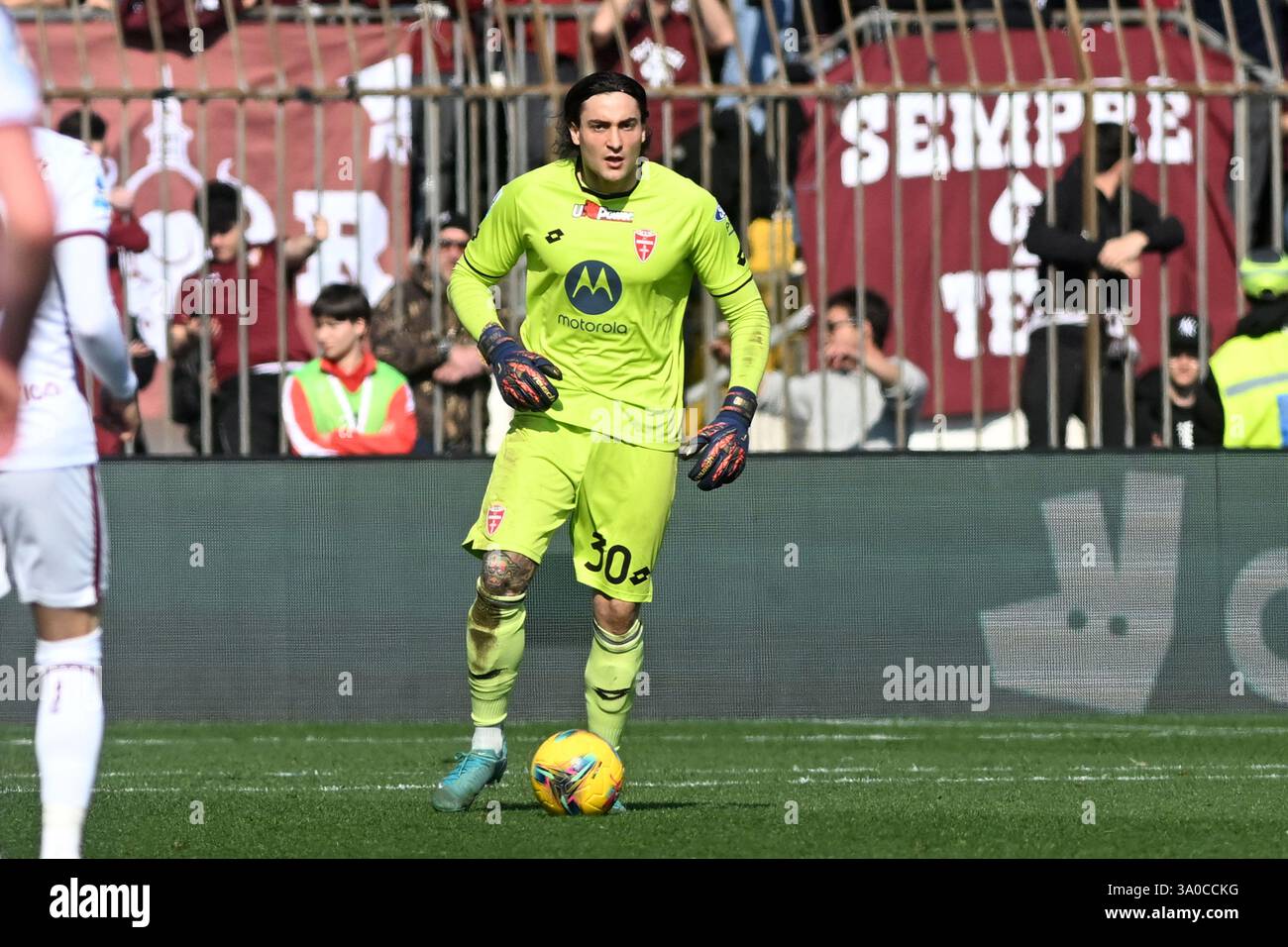 Monza, Italia. 02nd Mar, 2025. AC Monza's goalkeeper Stefano Turati ...