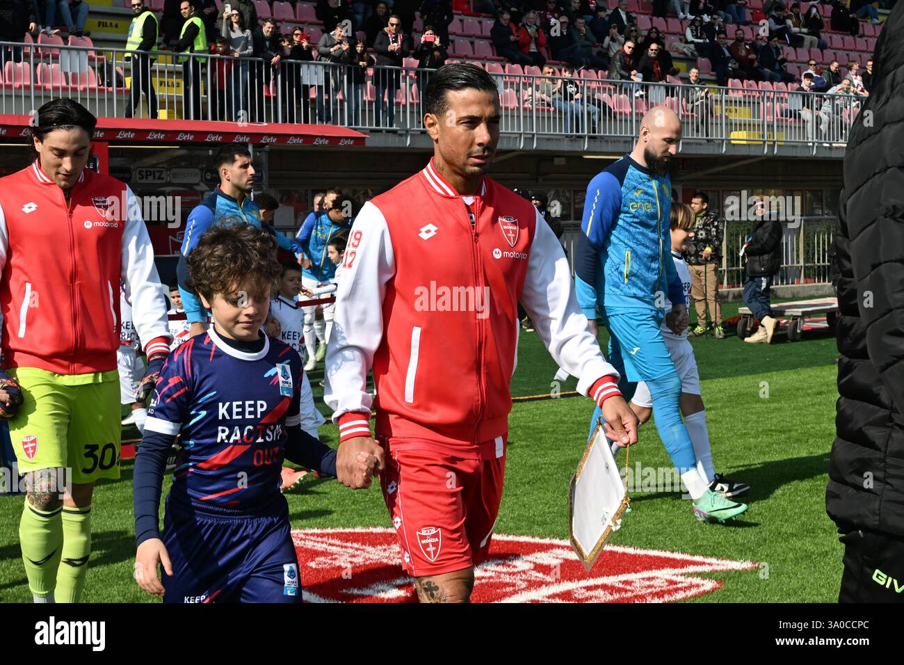 Monza, Italia. 02nd Mar, 2025. AC Monza's goalkeeper Stefano Turati and ...