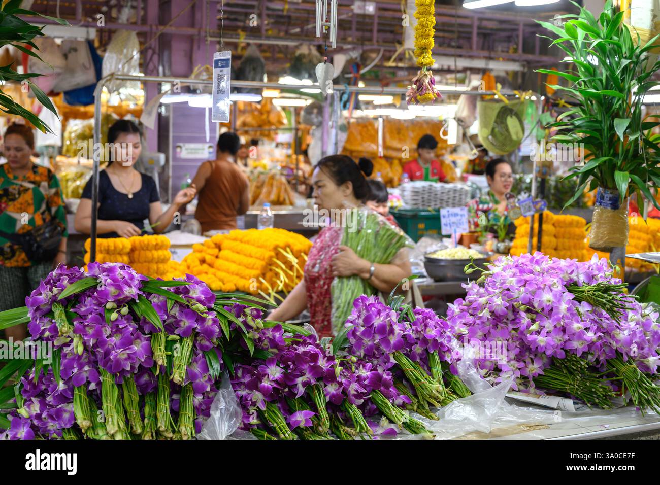 Bangkok, Thailand. March 2rd 2025. Thai workers and customers inside ...