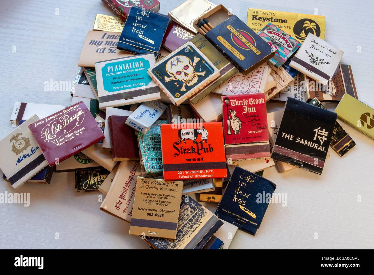 Matchbox collection hi-res stock photography and images - Alamy