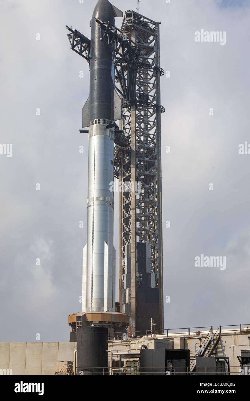 Fully stacked on the OLM Orbital Launch Mount is Starship ktest flihgt ...