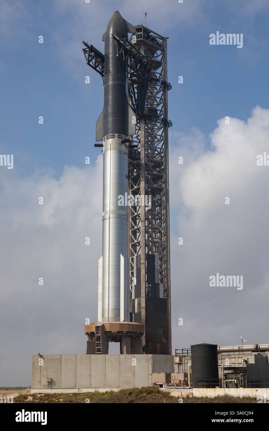 Fully stacked on the OLM Orbital Launch Mount is Starship ktest flihgt ...