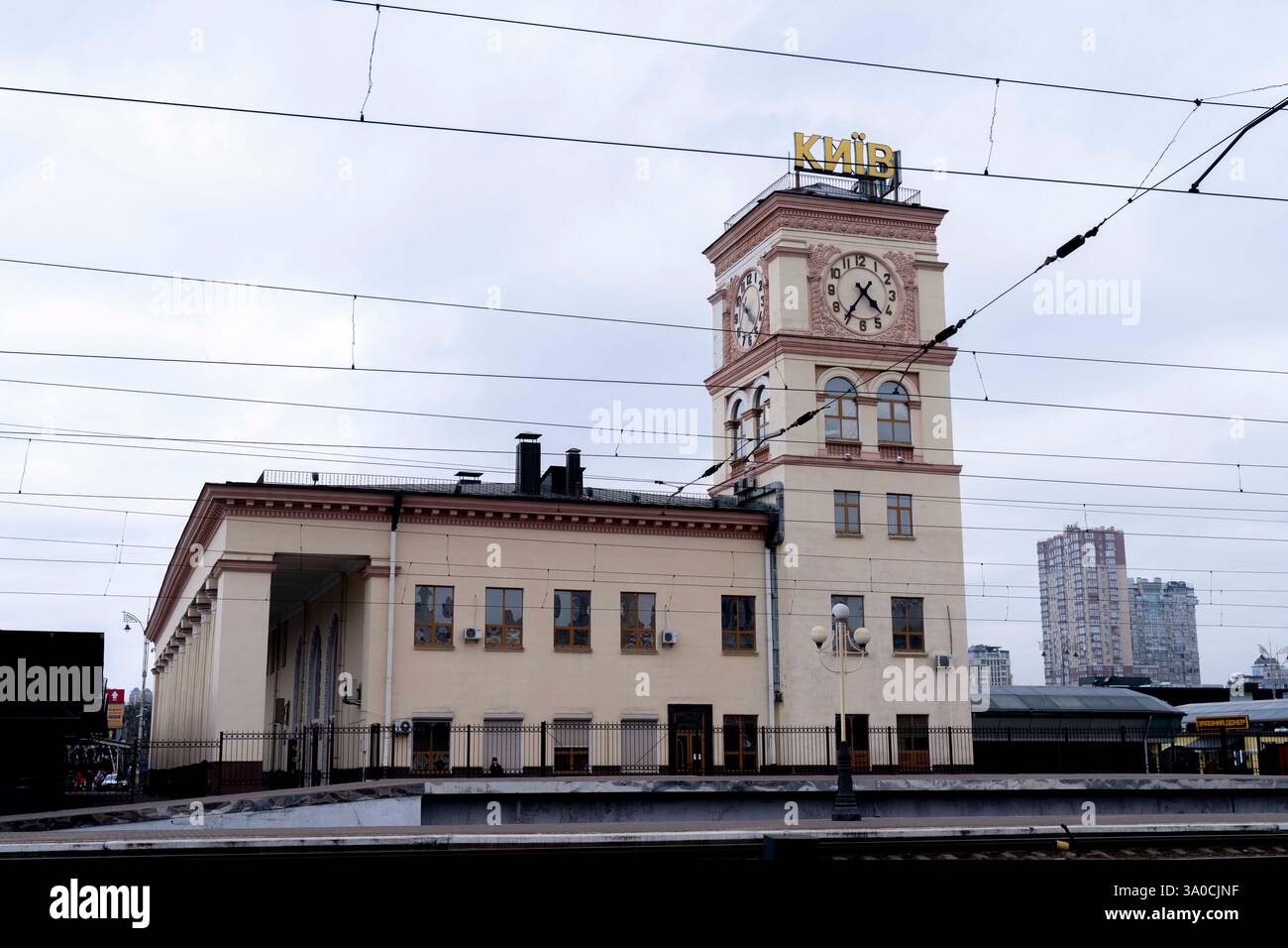 Kyiv, Ukraine. 03rd Mar, 2025. Kyiv’s main commuter railway station ...