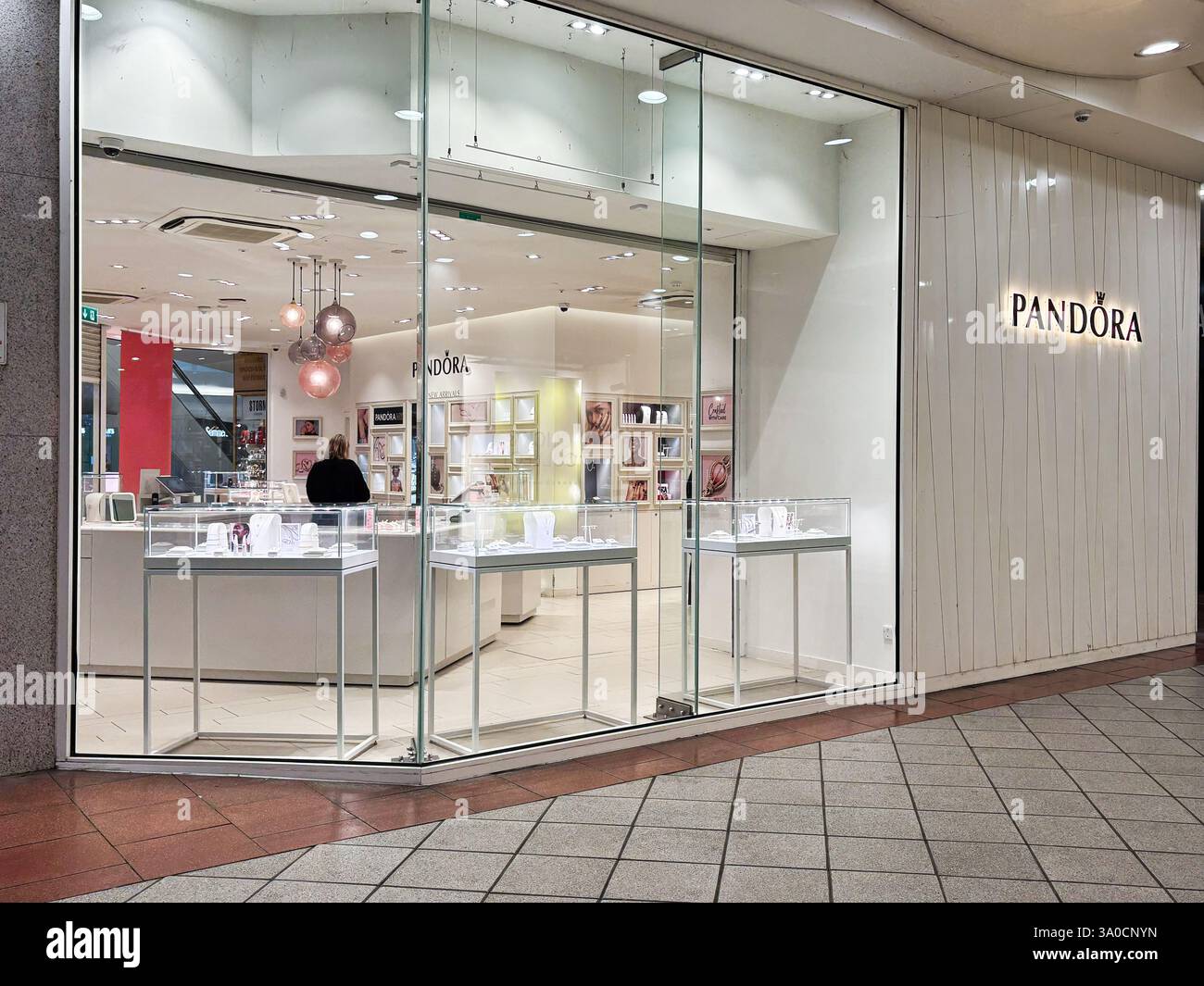 London, UK - March 02, 2025: Well-lit Pandora jewelry store showcasing ...