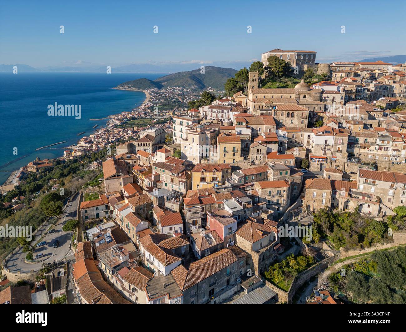 Aerial view castle houses roads hi-res stock photography and images - Alamy
