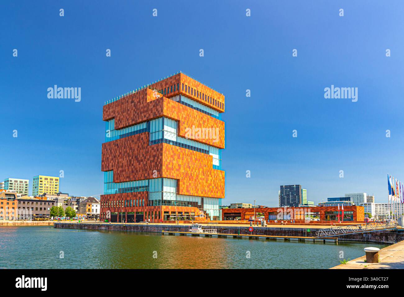 MAS Museum aan de Stroom Museum by the Stream, modern warehouse spiral ...