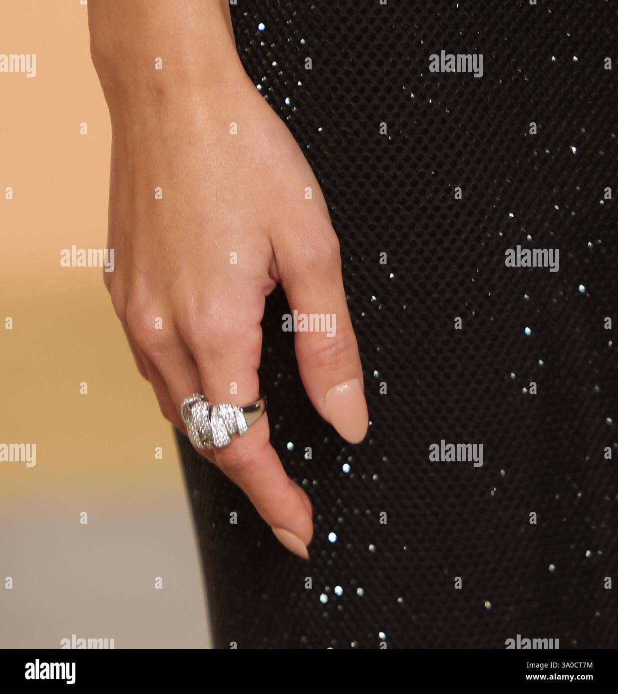 Beverly Hills, USA. 02nd Mar, 2025. Anna Sawai, ring detail attends the 2025 Vanity Fair Oscar ...