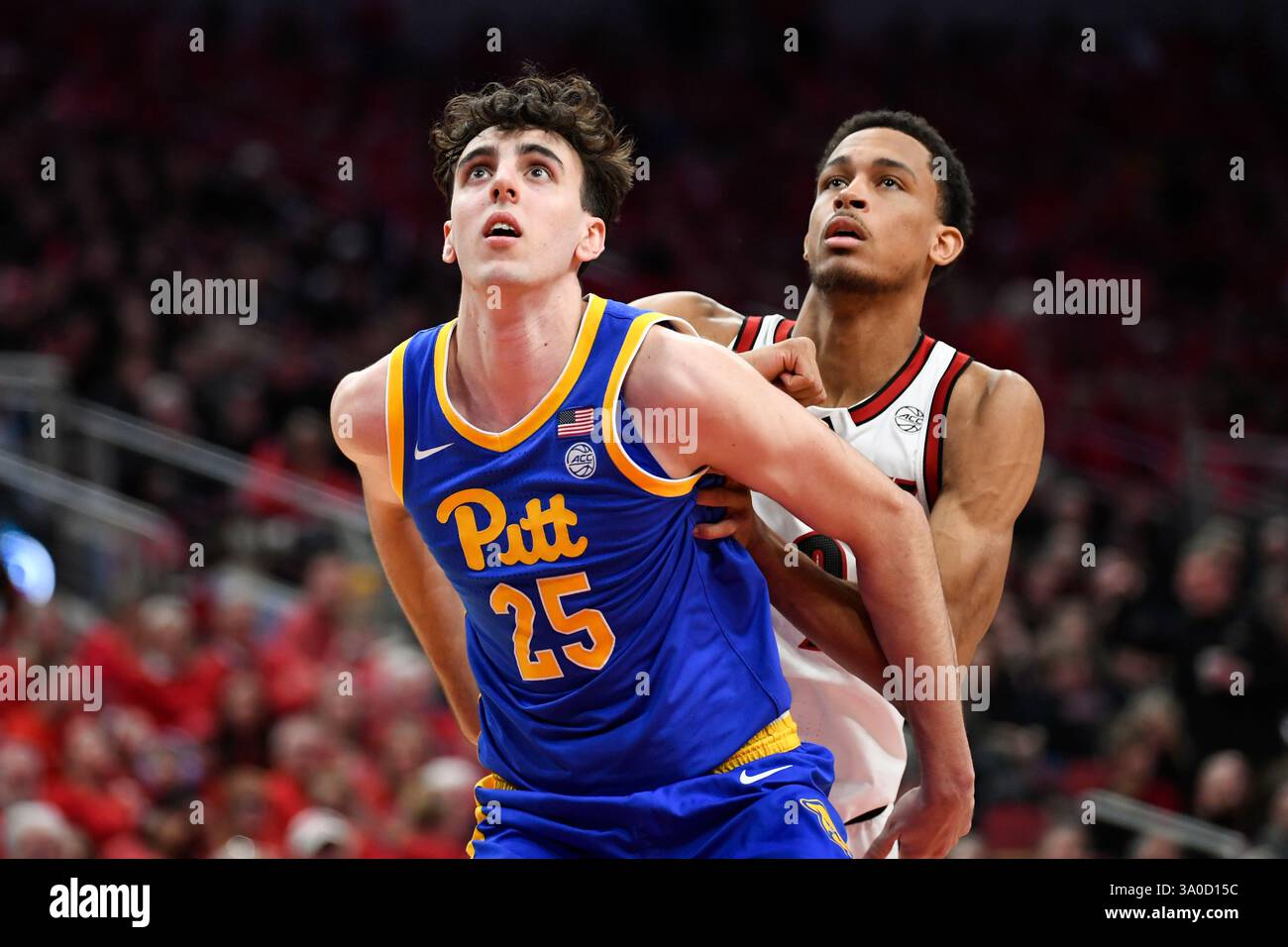 LOUISVILLE, KY - MARCH 01: Pittsburgh Panthers Forward Guillermo Diaz ...