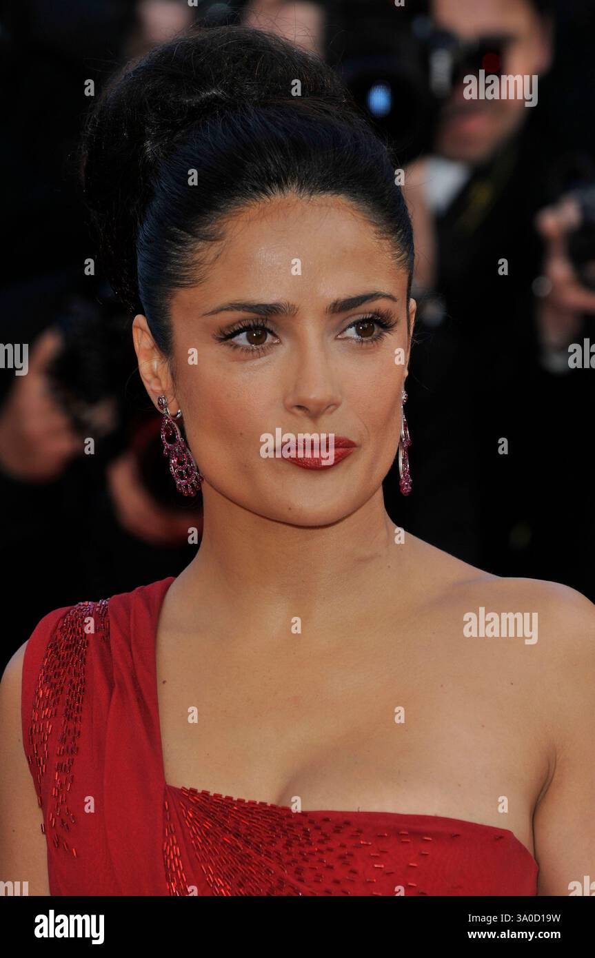 SALMA HAYEK.Attending the 'Wall Street: Money Never Sleeps' film ...